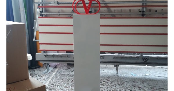 Κατασκευή από plexiglass